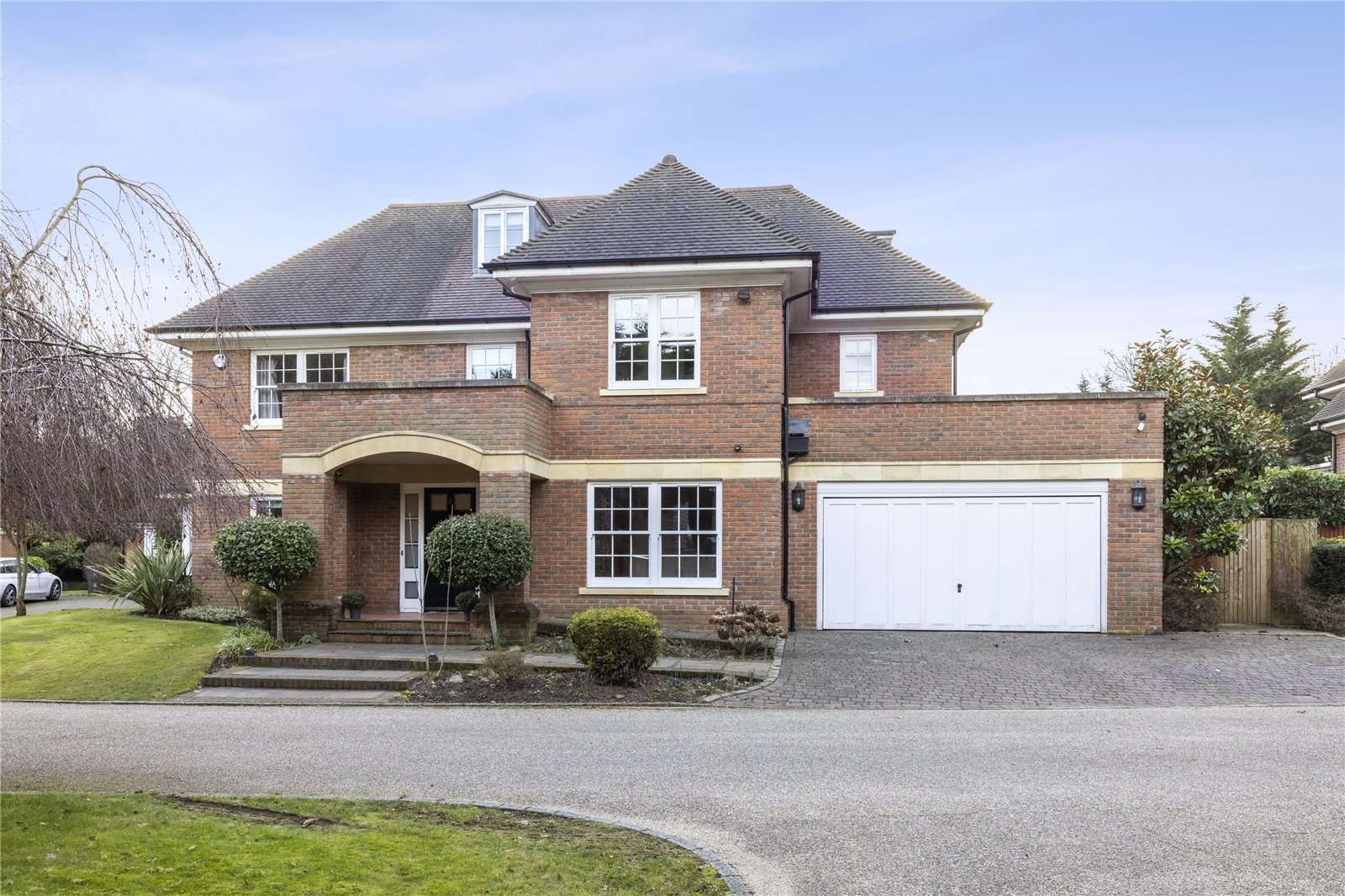 Eastcott Close, Kingston upon Thames, Surrey, KT2 7LD | Property for ...