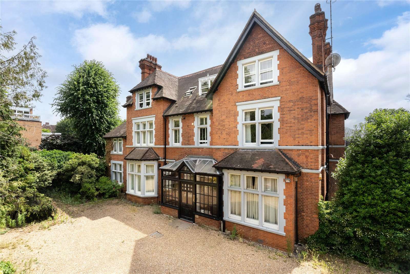 Lake Road, Wimbledon, London, SW19 7EN | คุณสมบัติ รอขาย | Savills