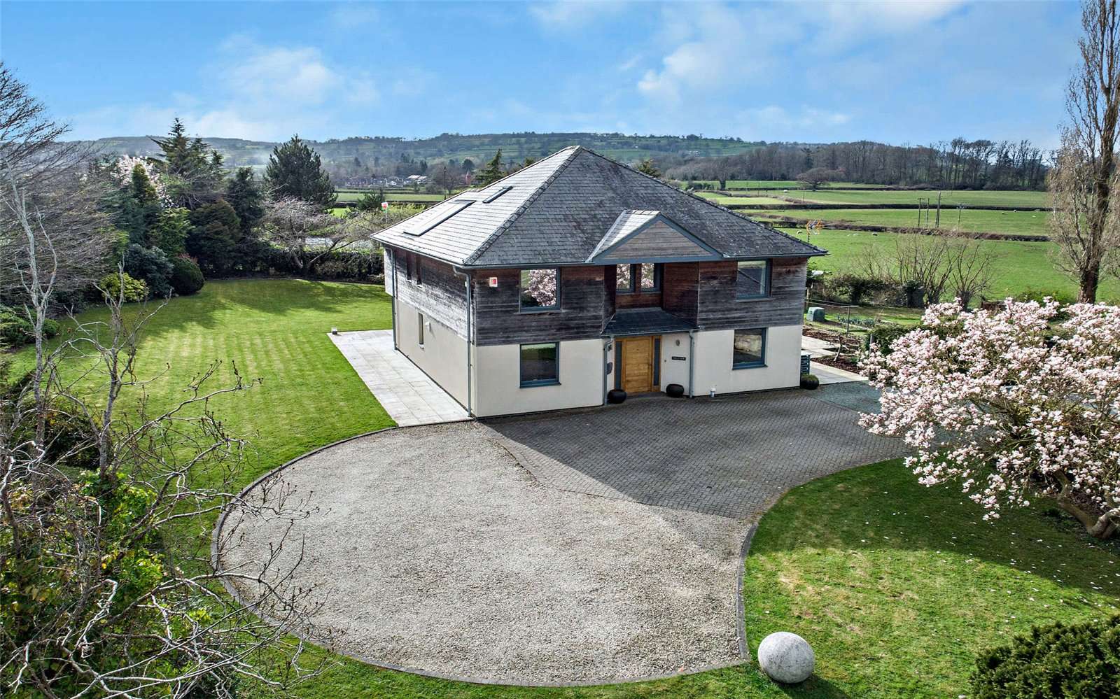Houses for sale in Llangollen, Denbighshire | Savills