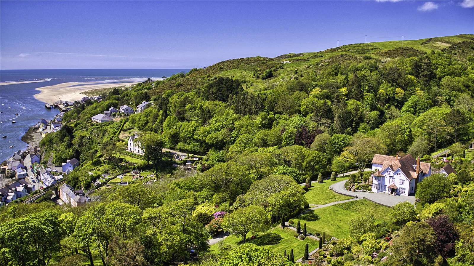 Aberdovey, Gwynedd, LL35 0NA | Property for sale | Savills