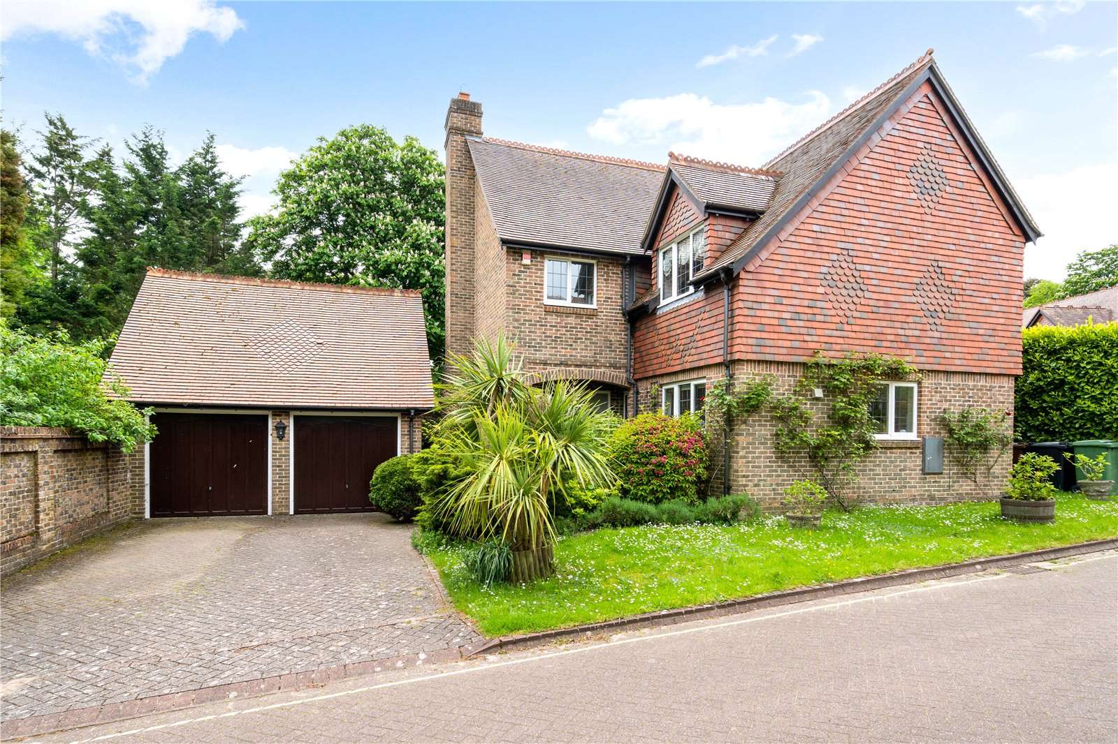 Westminster Gate, Winchester, Hampshire, SO22 4LN | Property for sale ...