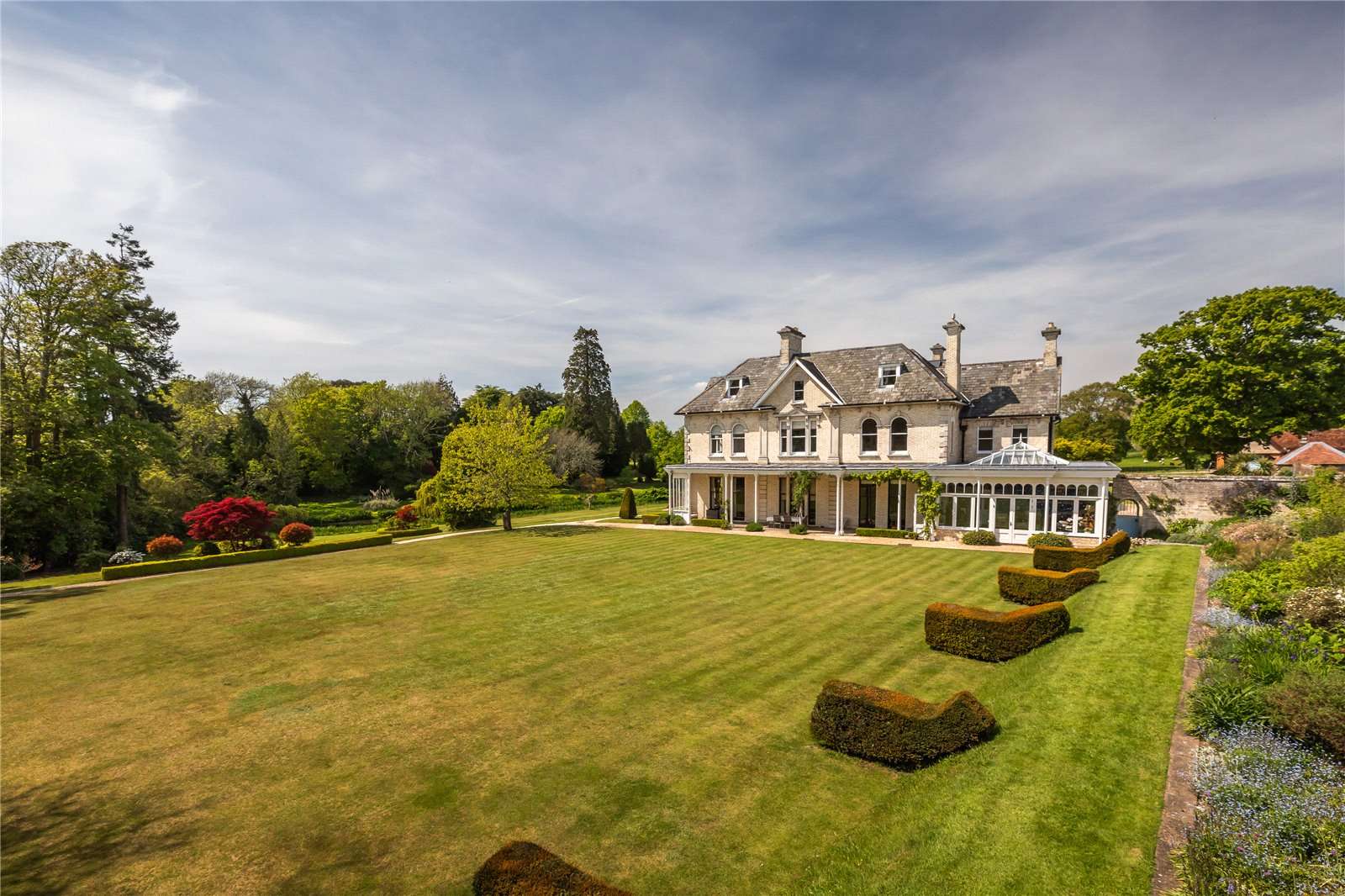 Vicars Hill, Lymington, Hampshire, SO41 5QB | Property for sale | Savills