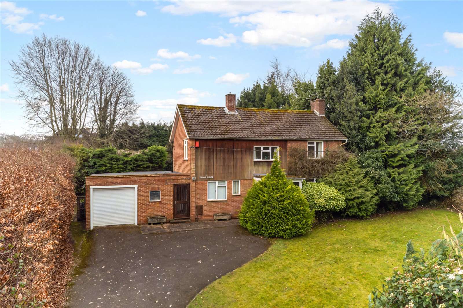 Three bedroom houses for sale in Bassett, Southampton | Savills