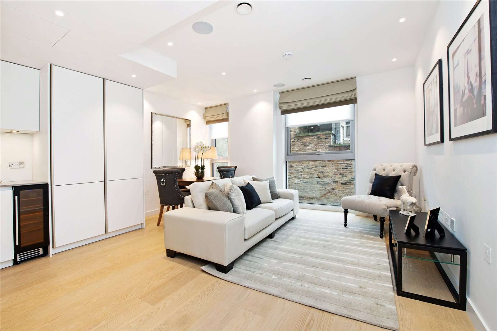 Wellington House, 70 Buckingham Gate, St James's Park, London, SW1E 6AL ...