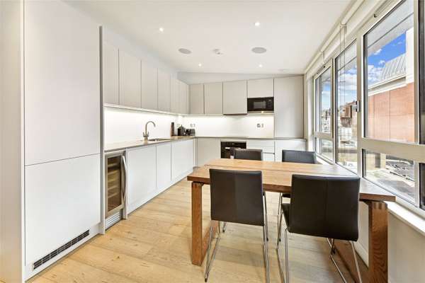 Fast egendom uthyres i SW1P, London, England | Savills