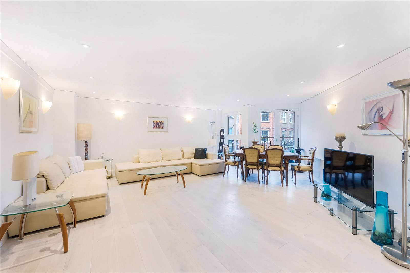 Property for lease in SW1P, England | Savills