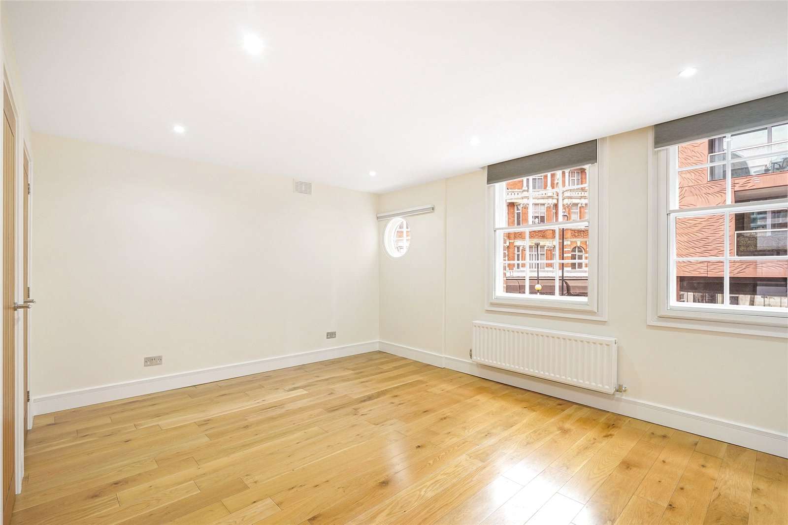 Buckingham Gate, Westminster, London, SW1E 6BS | Property to rent | Savills