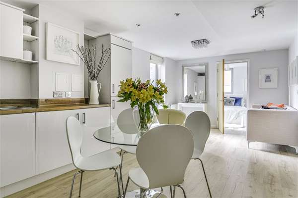 Savills Piso a la venta en Londres, Inglaterra