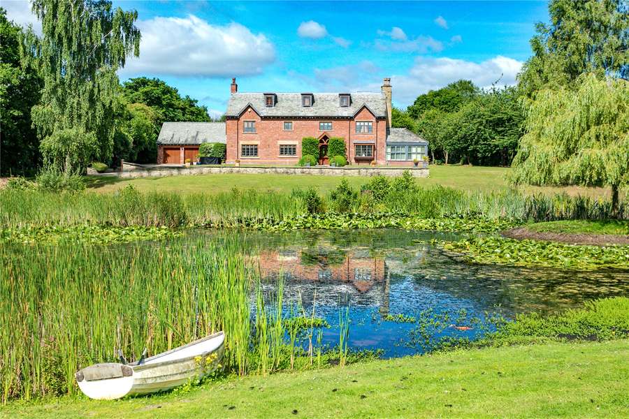 Trap Street, Lower Withington, Macclesfield, Cheshire, SK11 9EG ...