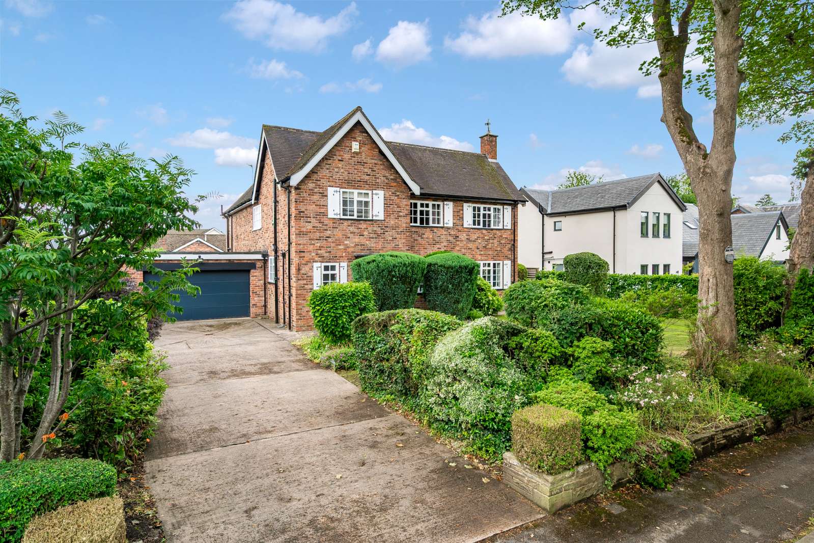Overhill Road, Wilmslow, Cheshire, SK9 2BE | Property for sale | Savills