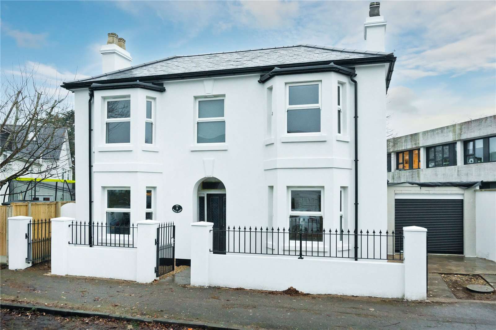York Road, Weybridge, Surrey, KT13 9DR | Property to rent | Savills