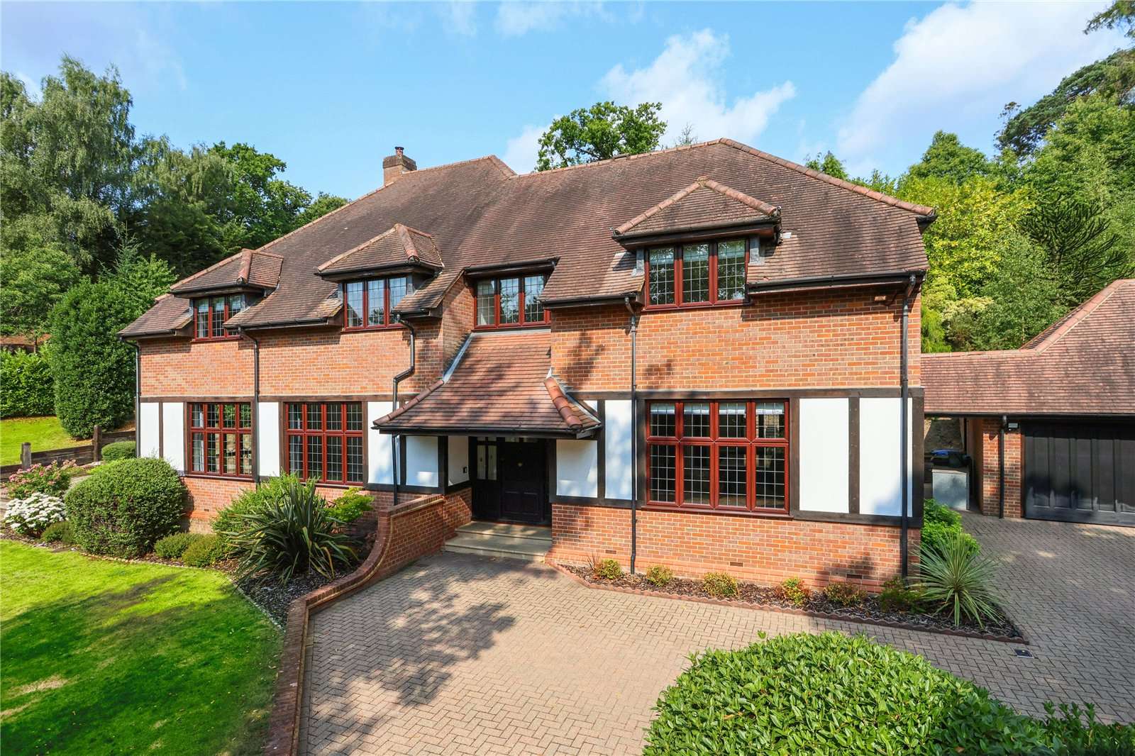 Rodona Road, St George' Hill, Weybridge, Surrey, KT13 0NP | Property ...