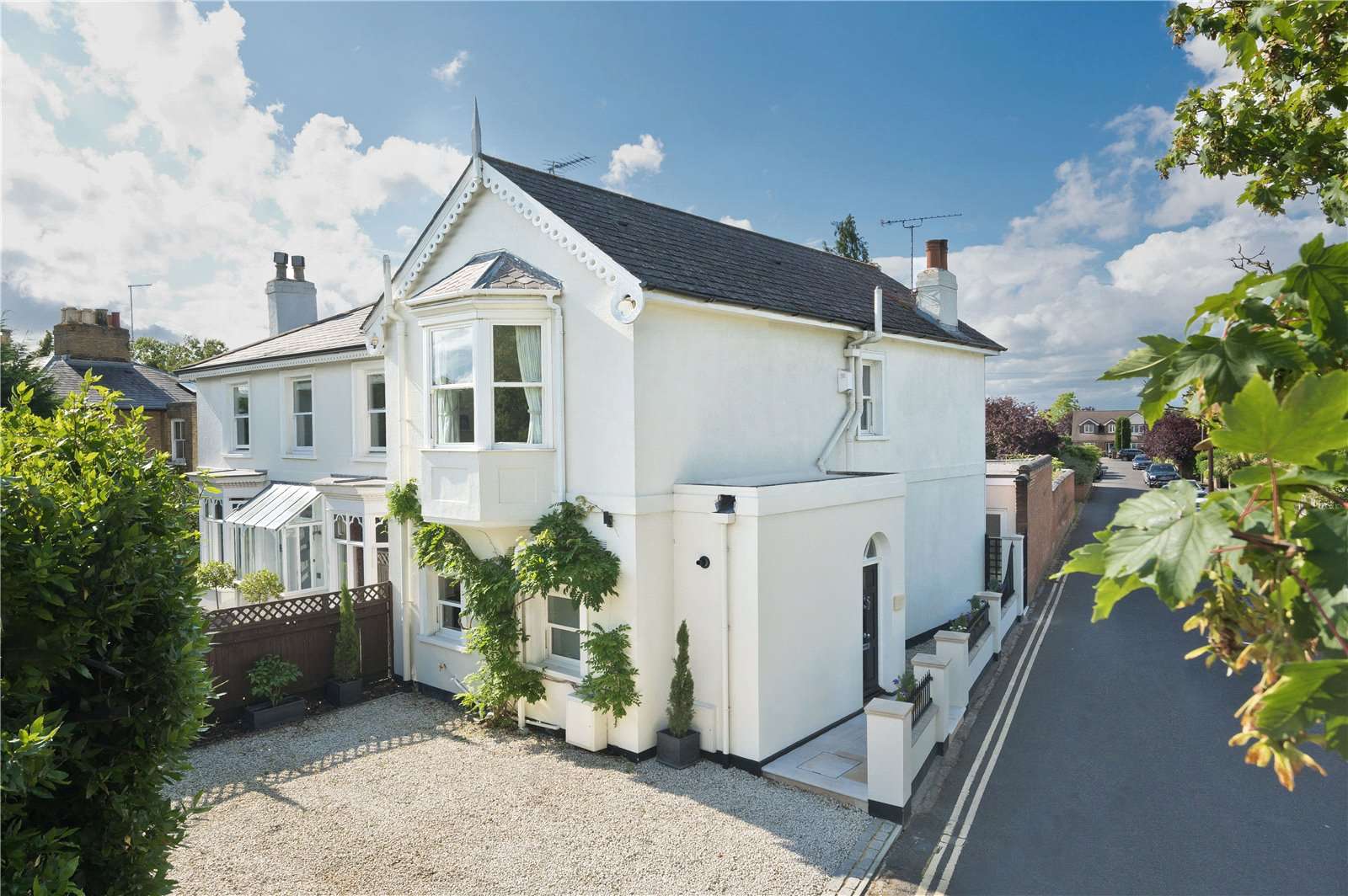 Property for sale in KT13, England | Savills