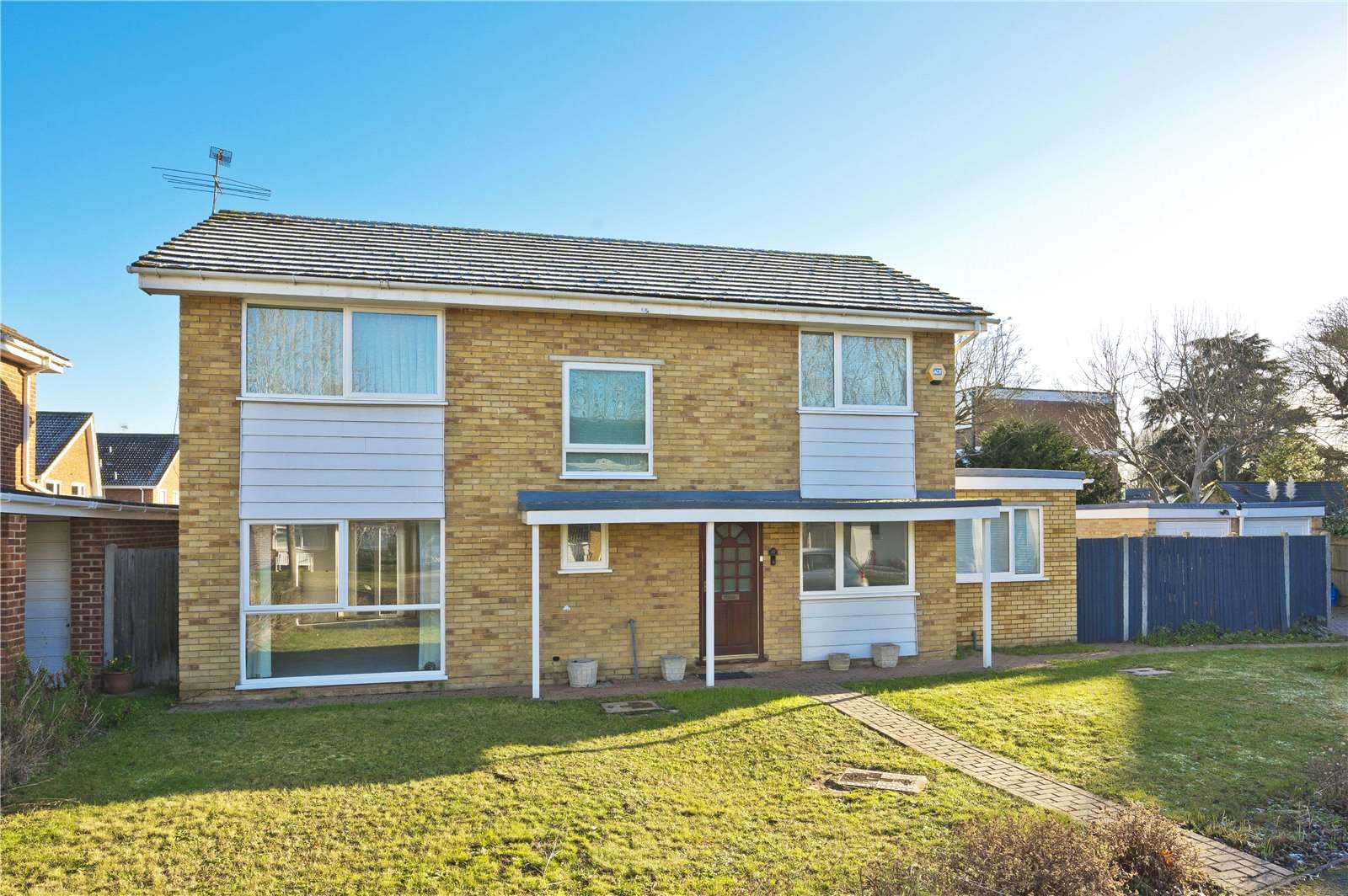 St. Nicholas Drive, Shepperton, Middlesex, TW17 9LD | Property for sale ...