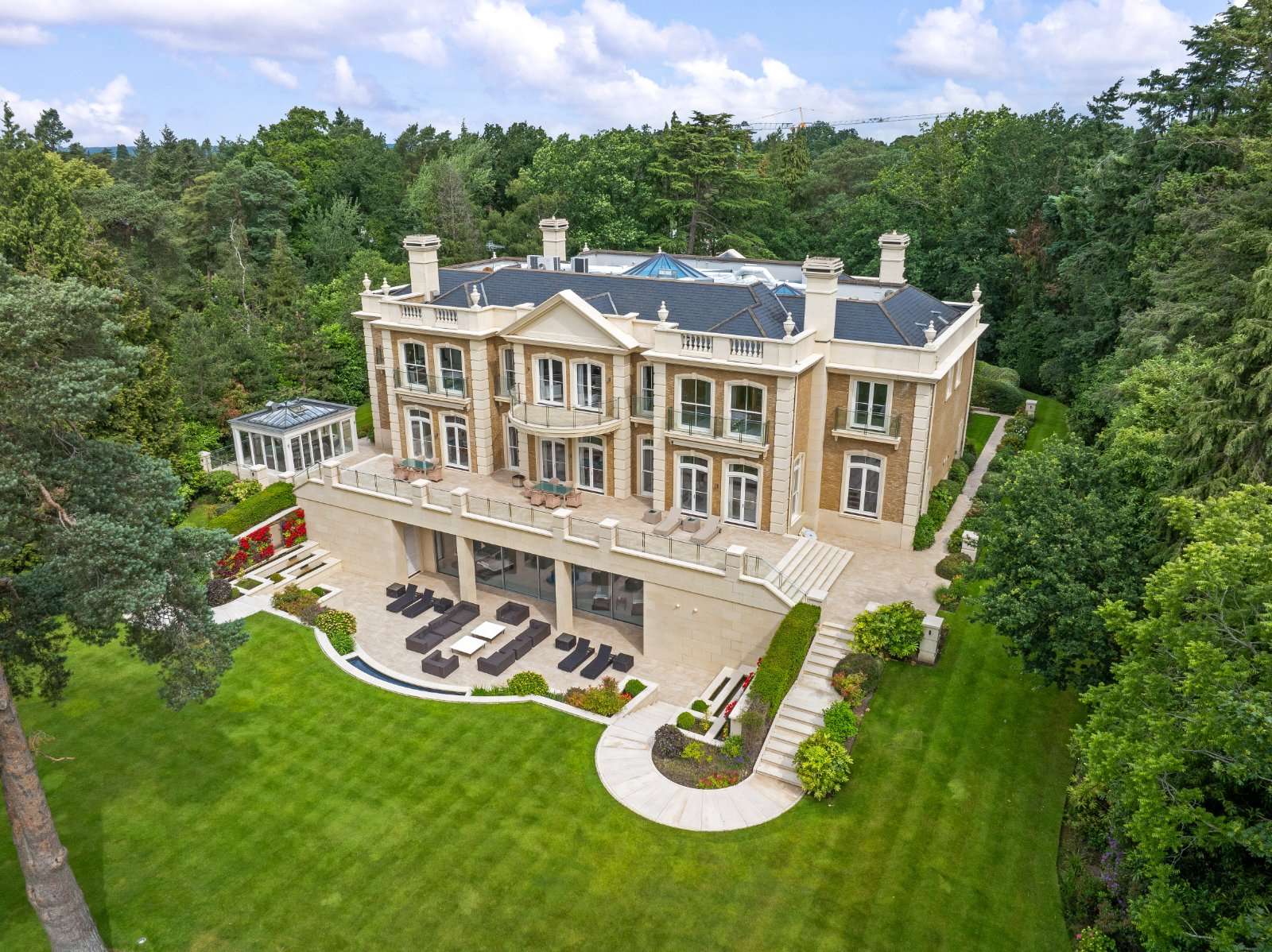 Property for sale in St George's Hill, Surrey | Savills