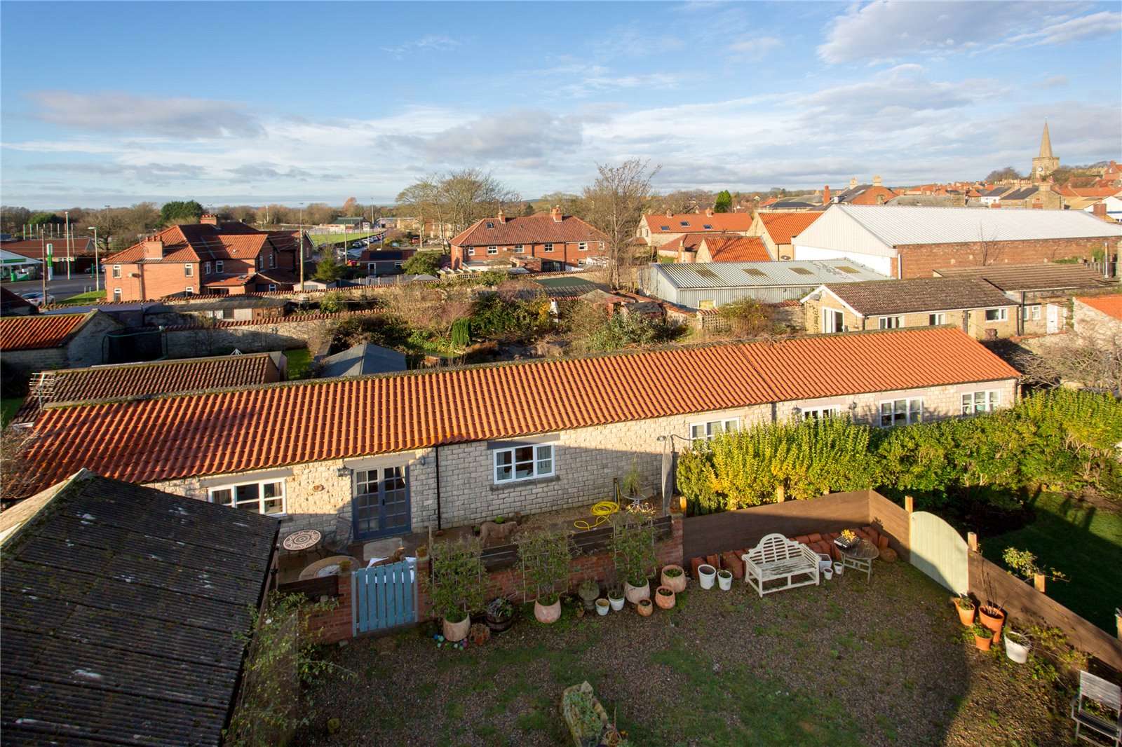 Outgang Road, Pickering, North Yorkshire, YO18 7EW | Bất động sản để ...