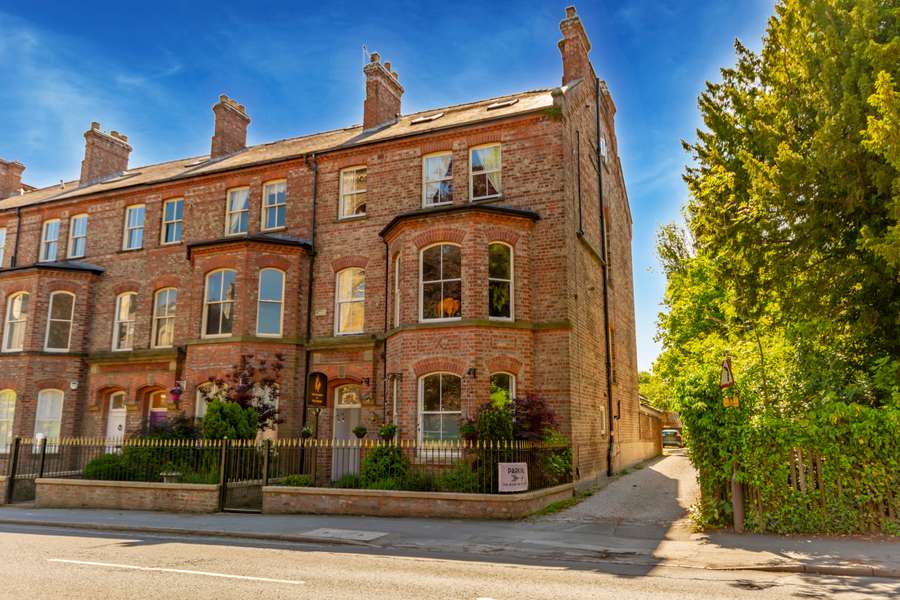 Clifton, York, YO30 6BL | Property for sale | Savills