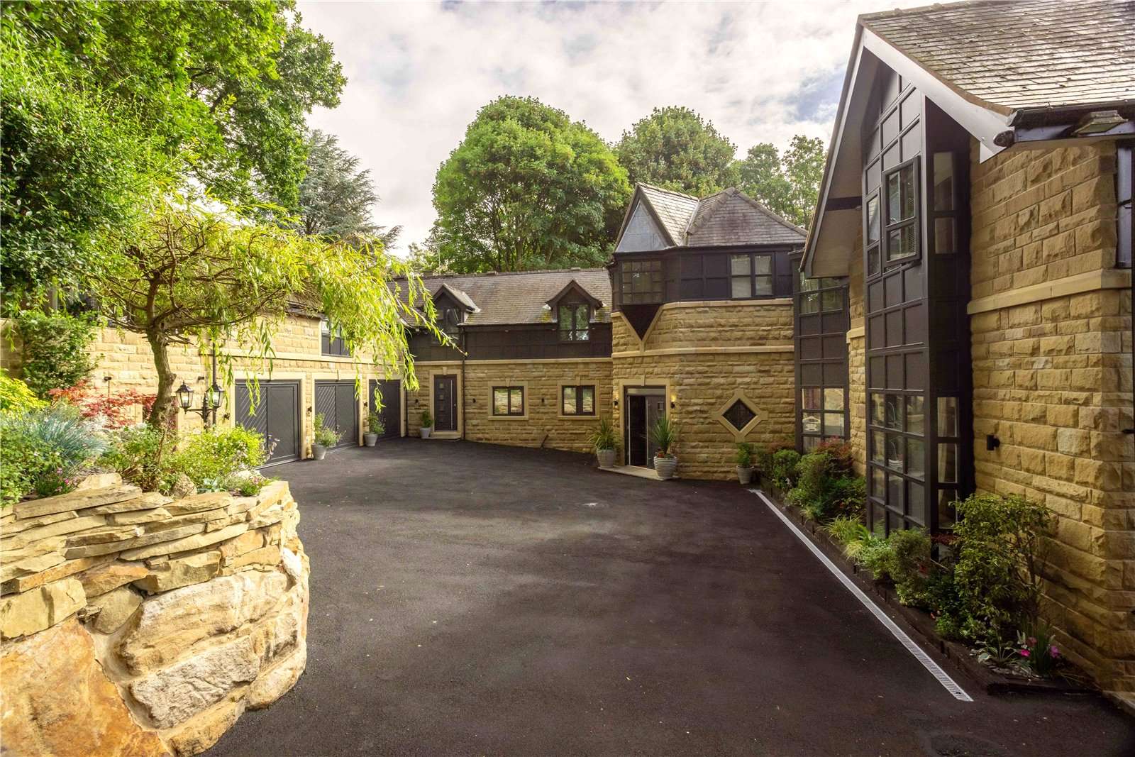 Horsforth, Leeds, LS18 4PE | Property for sale | Savills