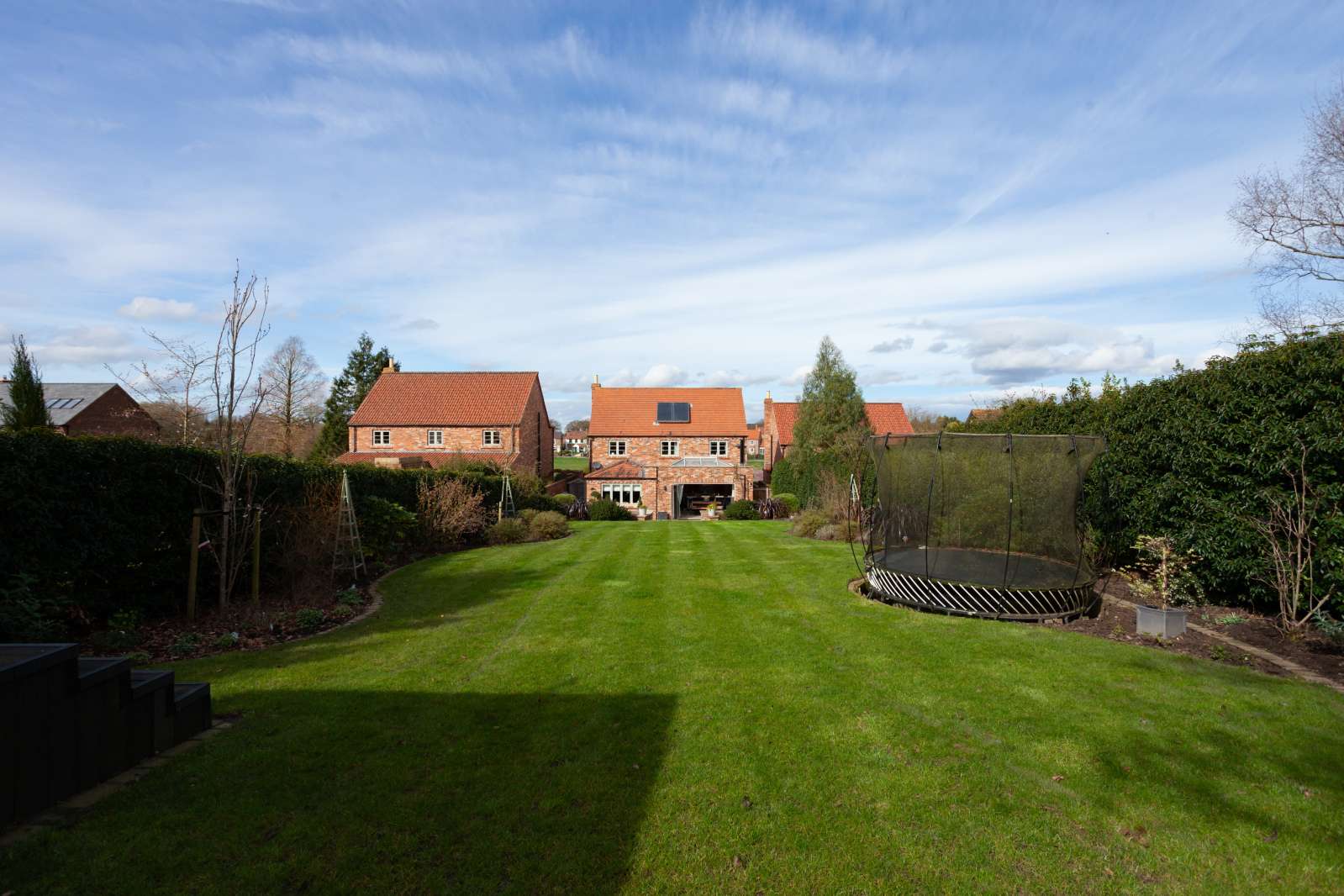 The Green, Stillingfleet, York, YO19 6SG | Własność na sprzedaż | Savills
