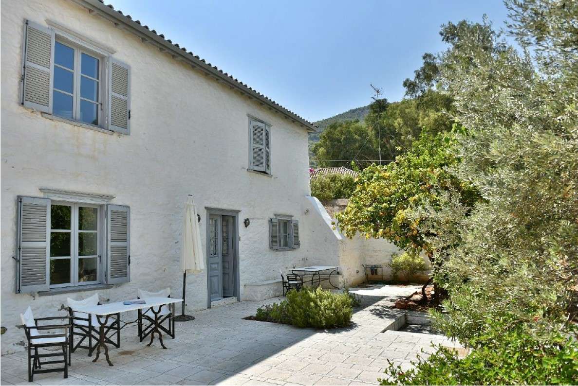 Traditional house in Hydra, Hydra, Saronic Islands | Property for sale ...