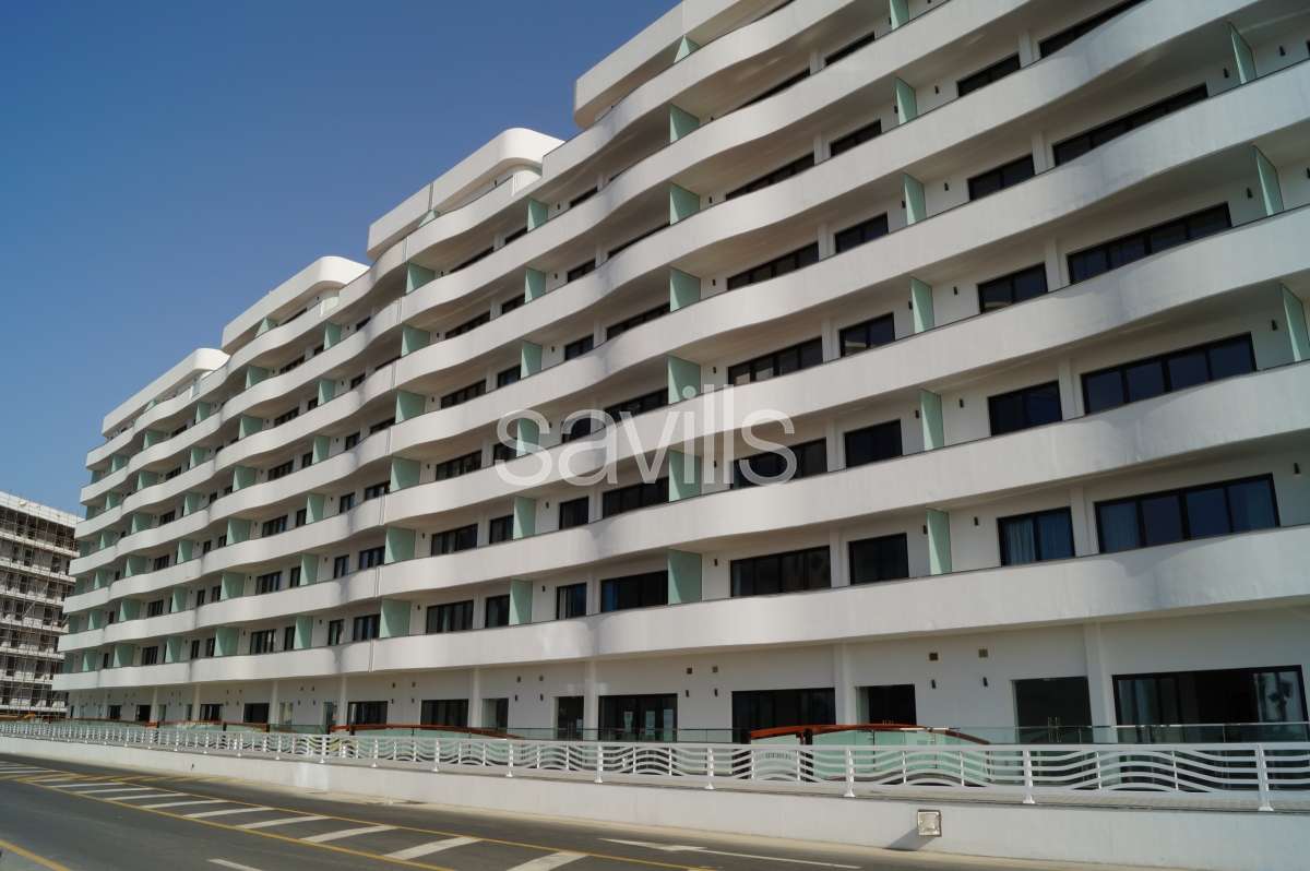 Stunning four bedroom with Golf view apartment, Muscat Hills, Muscat ...
