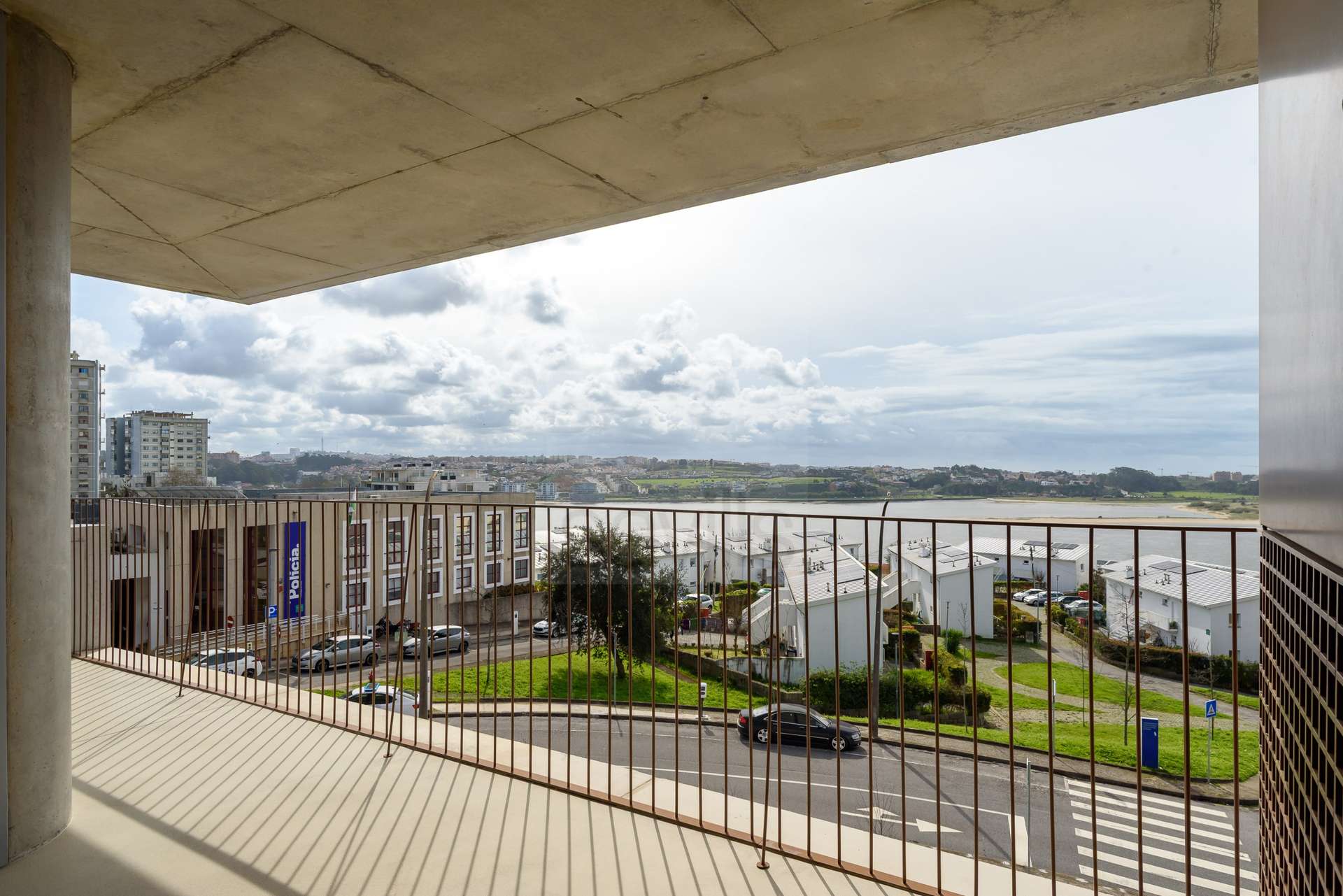 T1 Miramar Tower in Gated Community in Foz do Douro - Porto, Aldoar, Foz do Douro e Nevogilde ...