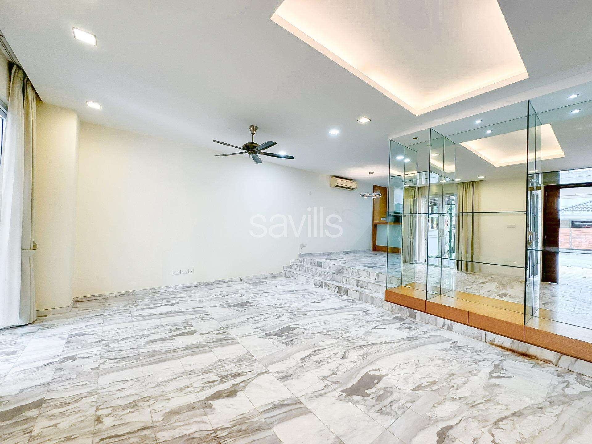 Modern 3 Storey Terrace House