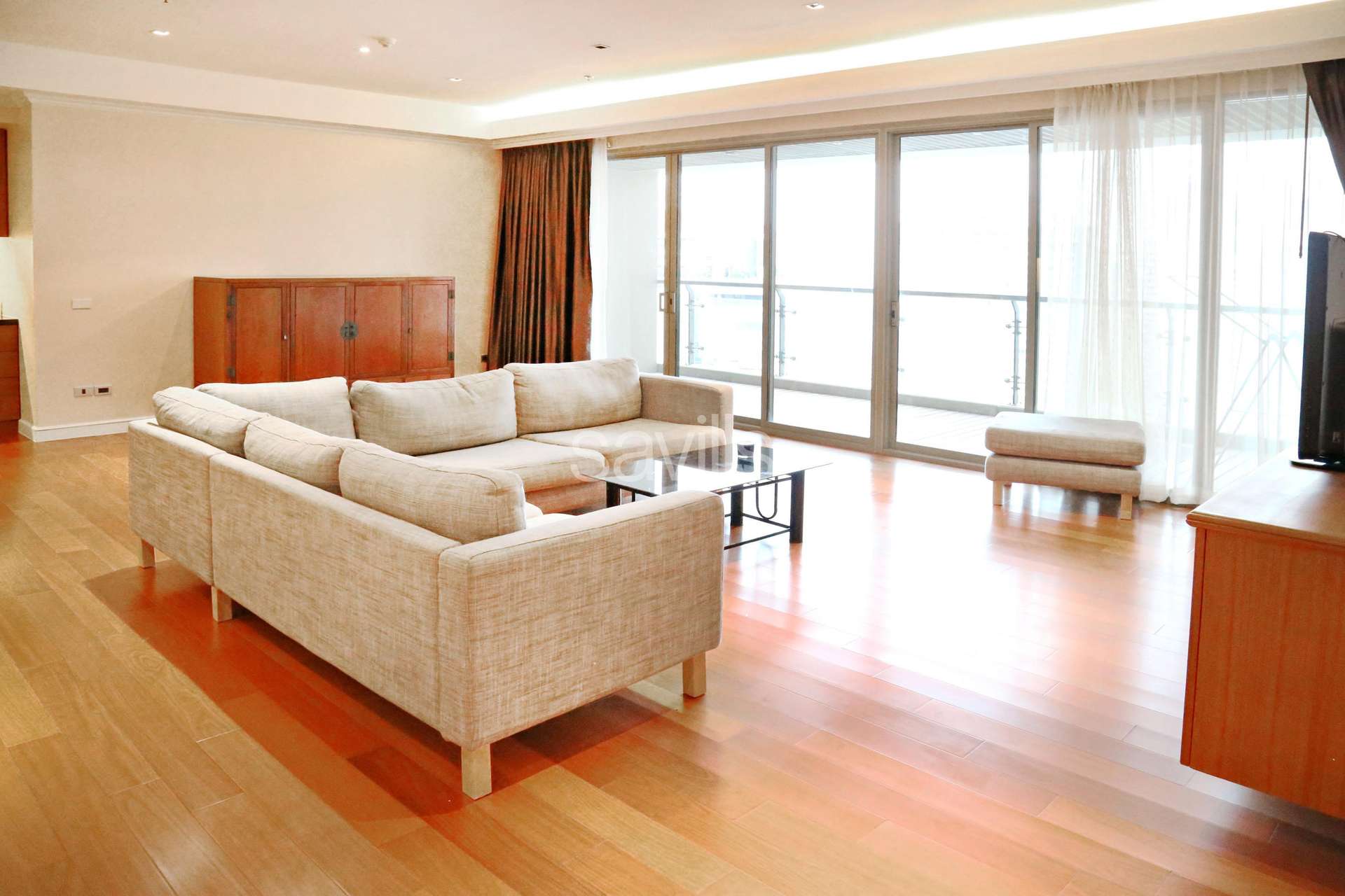 The Lakes Condominium, 123 Thanon Ratchadaphisek, Khwaeng Khlong Toei ...