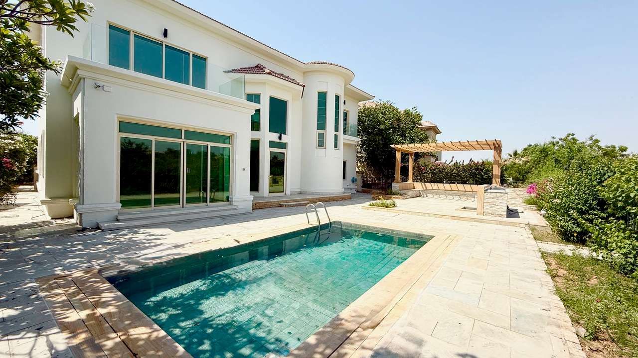 Upgraded | Spacious Layout | Open Plan, Jumeirah Islands, Entertainment ...
