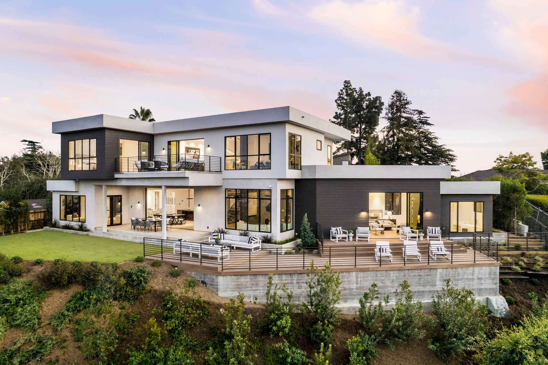 Beverly Hills 90210 House 9316 Beverly Crest Dr, Beverly Hills, CA